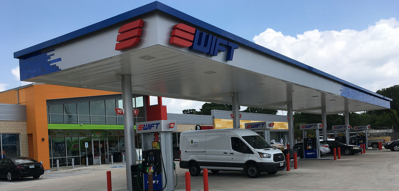 Branding – Fuel Canopy