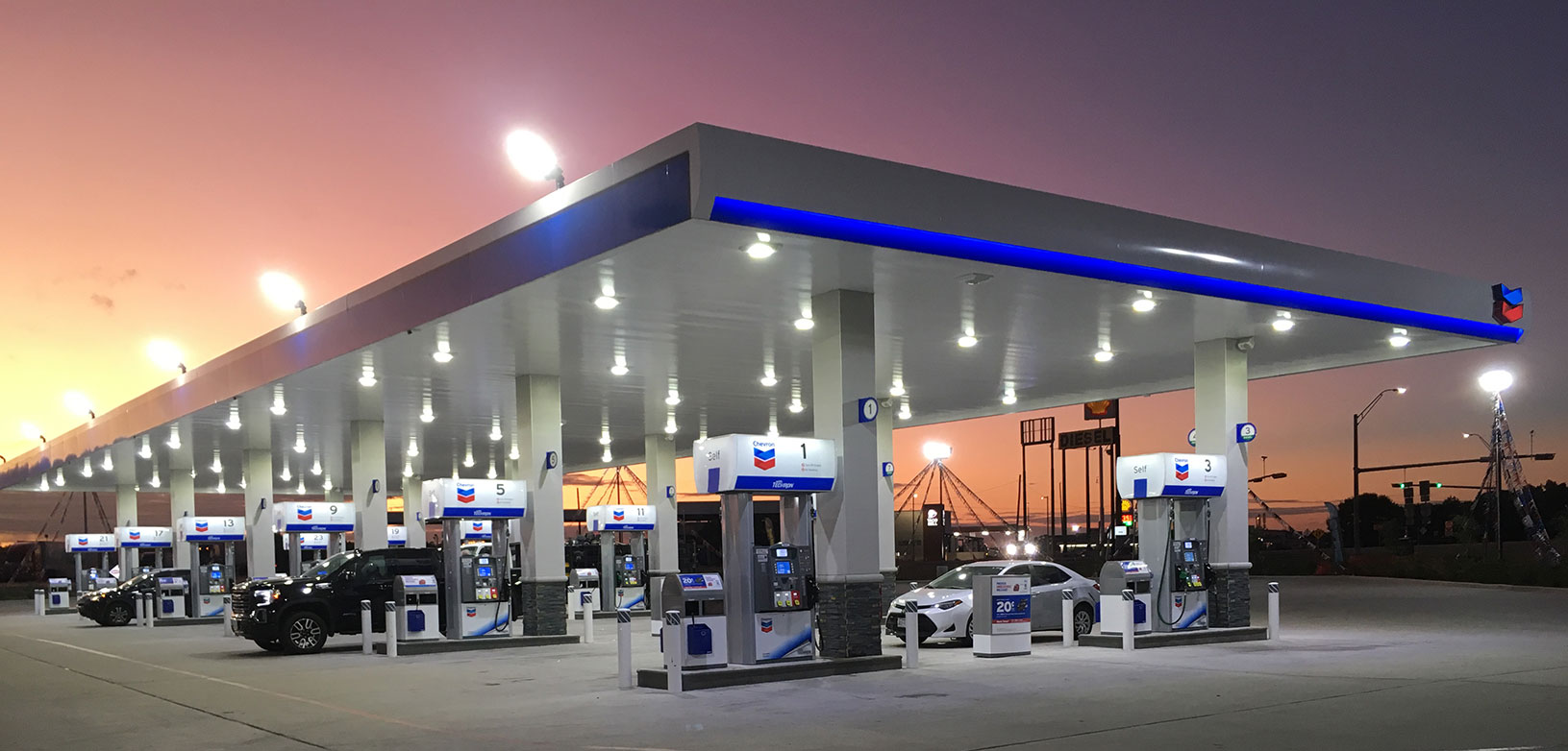 Branding – Fuel Canopy