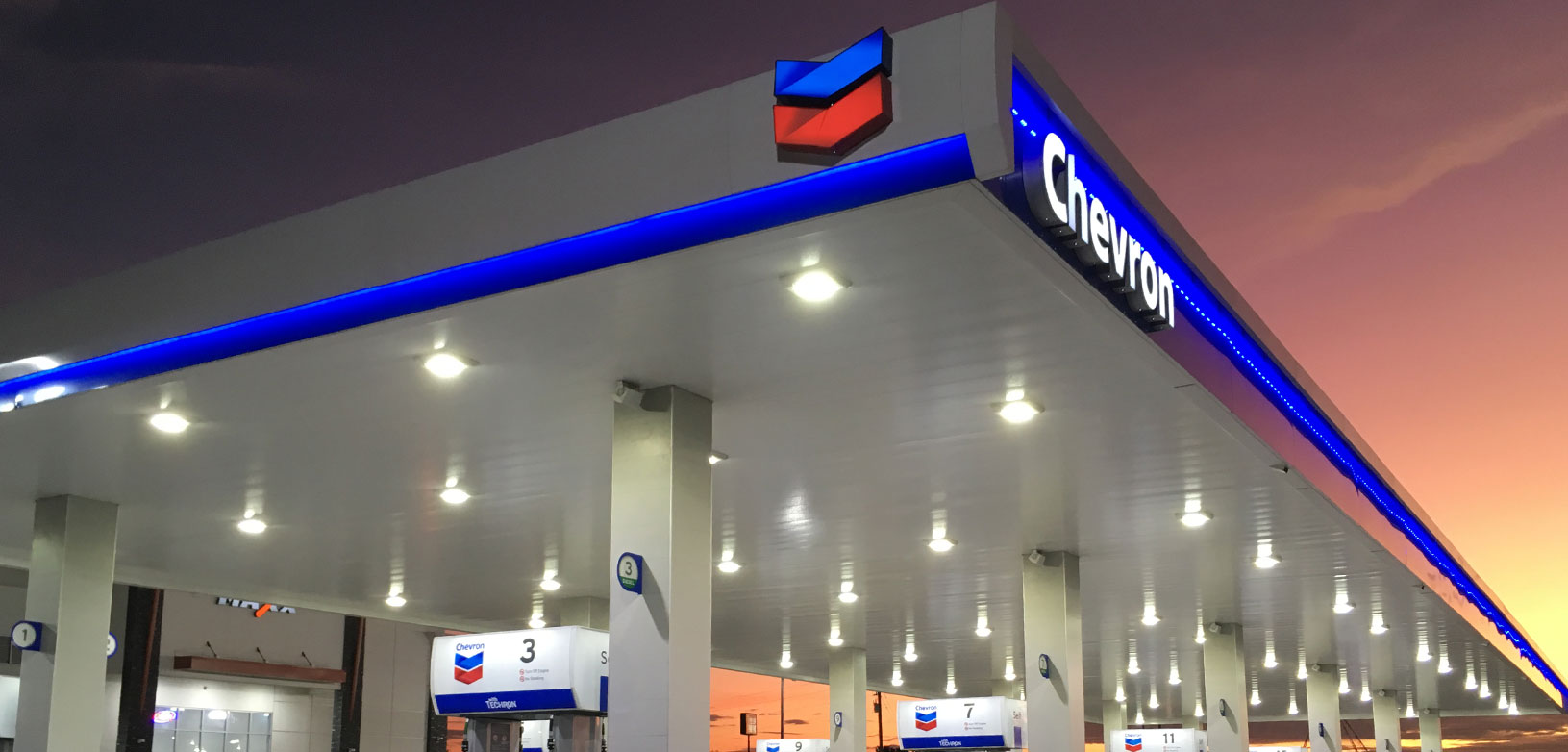 Branding – Fuel Canopy
