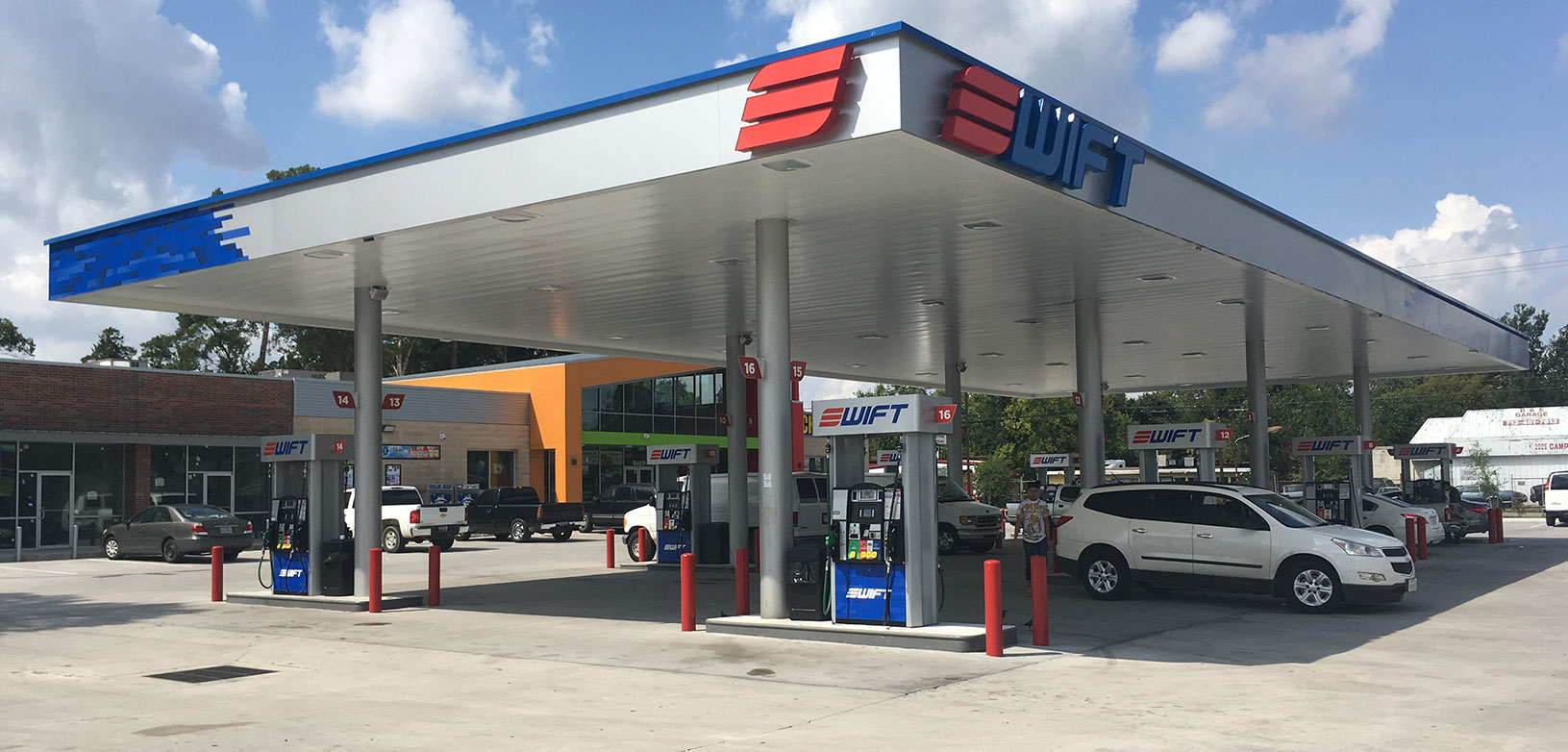 Branding – Fuel Canopy